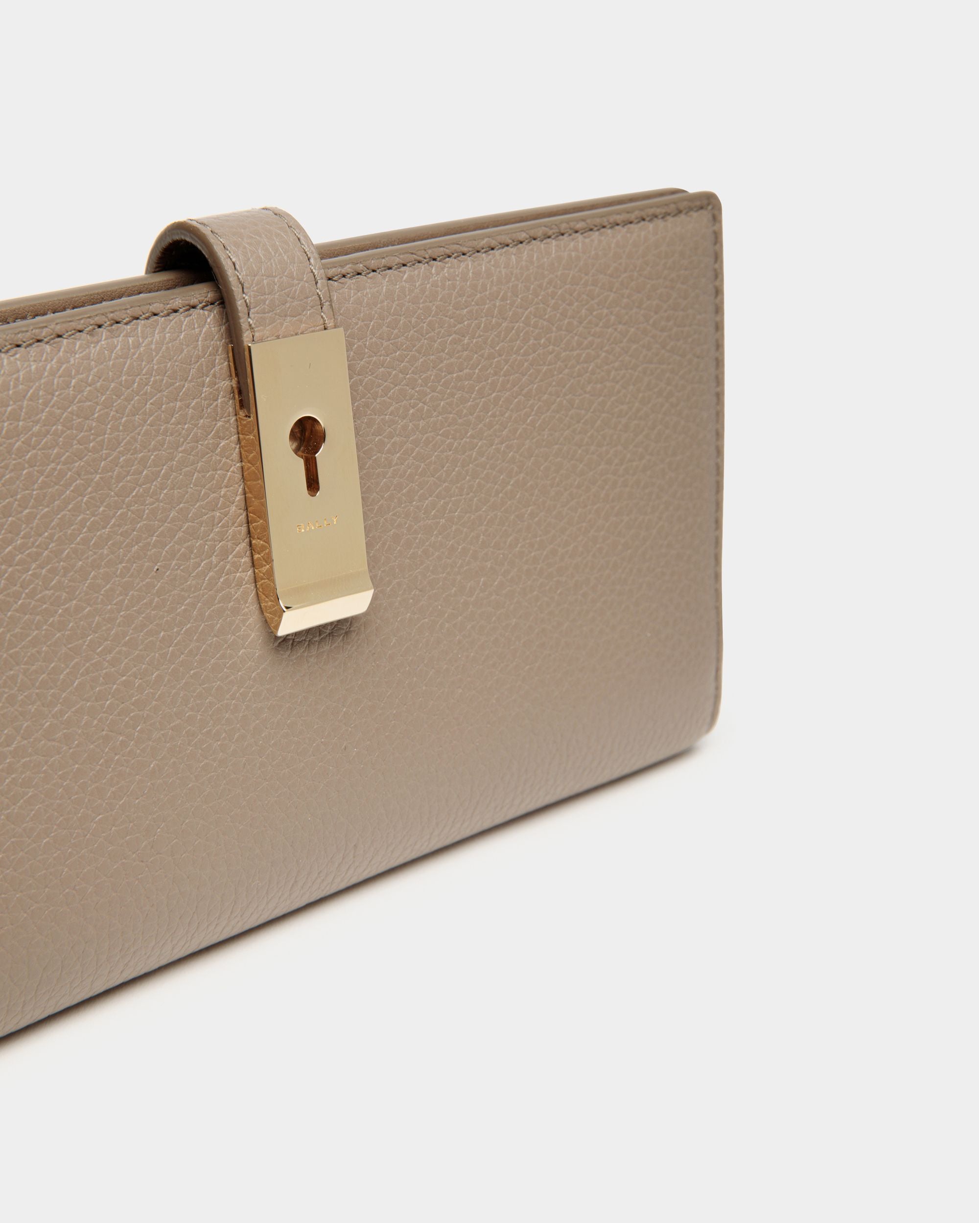 Women's Lock Me Long Wallet In Taupe Grained Leather | Bally